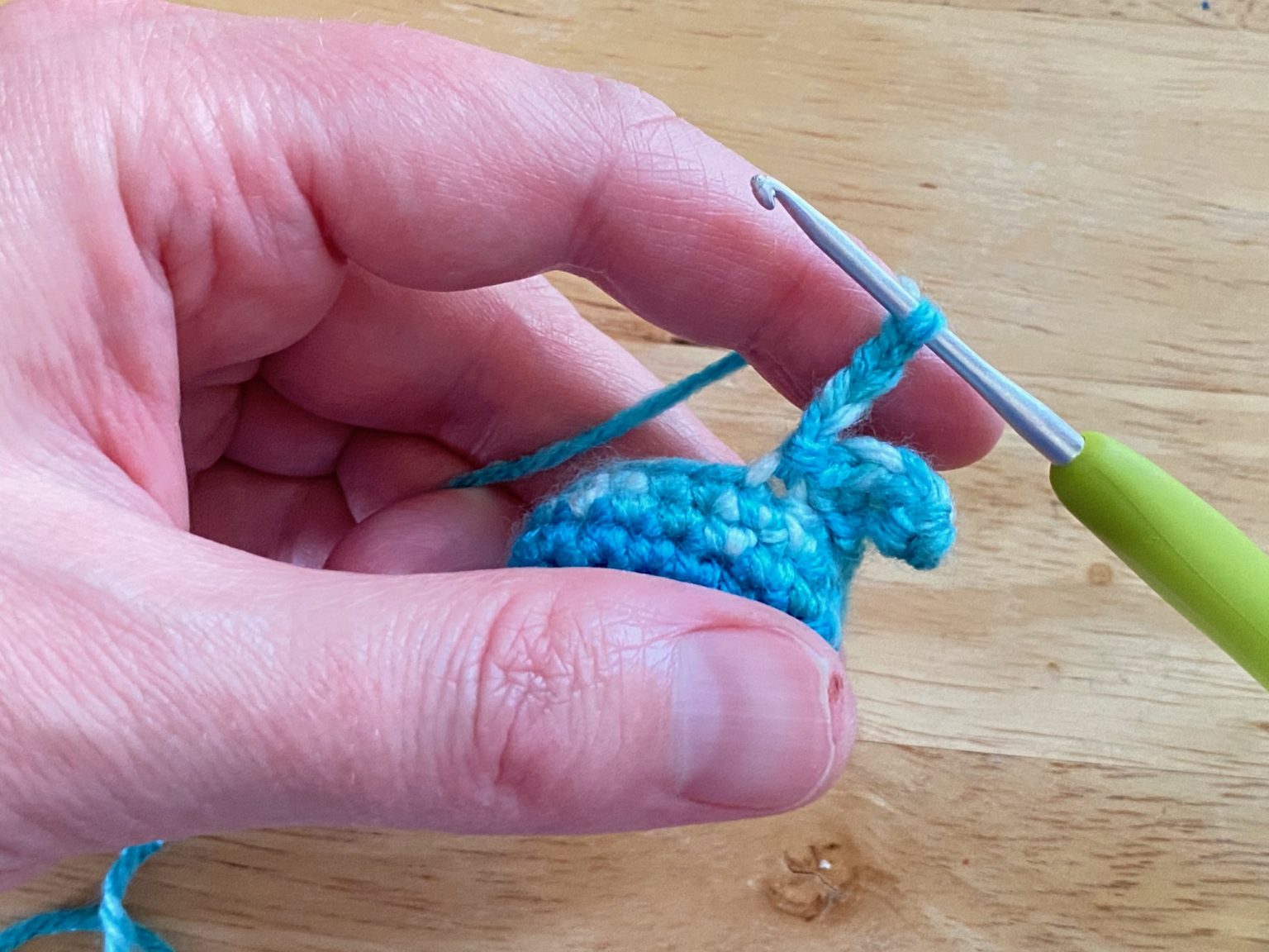 Tiny Scrap Yarn Octopus - ekayg crafts